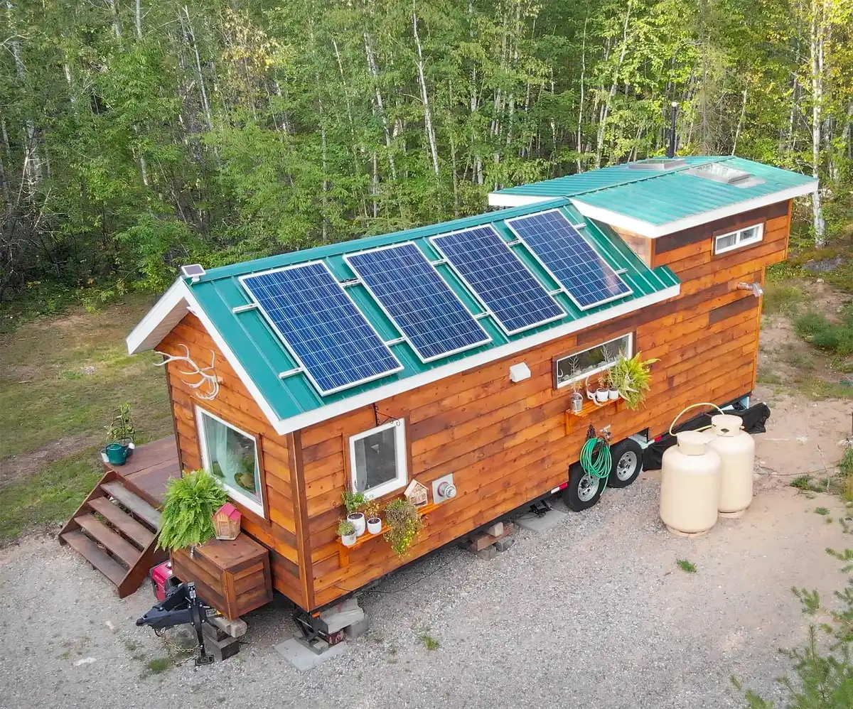 2024 Guide to Solar Panel Kits for Small Homes - residentsolarpower.com